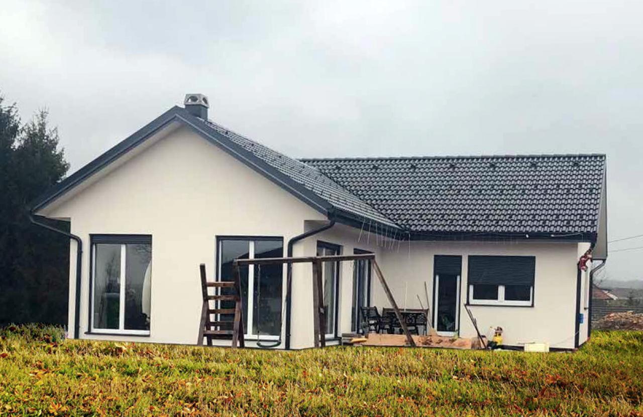 Moderne montažne hiše katalog, cene modernih montažnih hiš